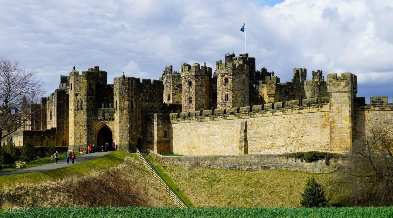 Alnwick Castle alnwick-castle